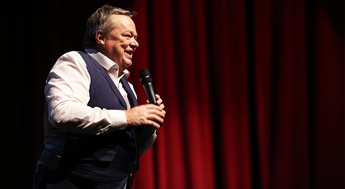 Book Ted Robbins | British Comedy Actor | Booking Agent