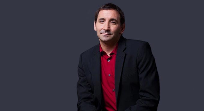 Book Elliot Kay | Talented Speaker | Booking Agent