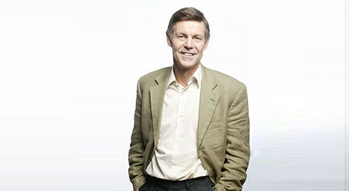 Book Matthew Parris | Acclaimed Journalist | Booking Agent