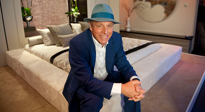 Book Simon Woodroffe | Booking Agent