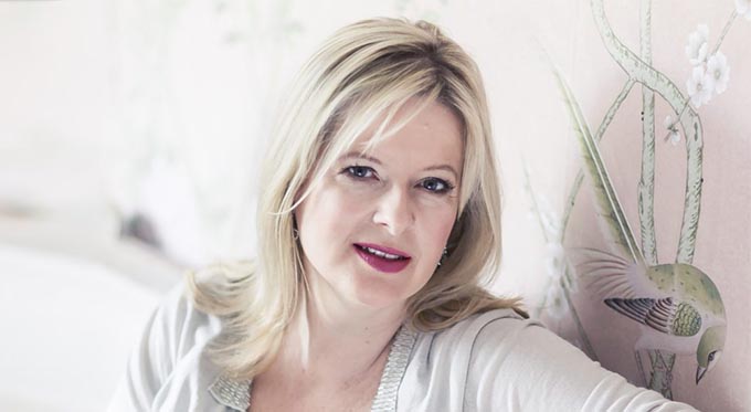 Book Allison Pearson | Speaker Agent
