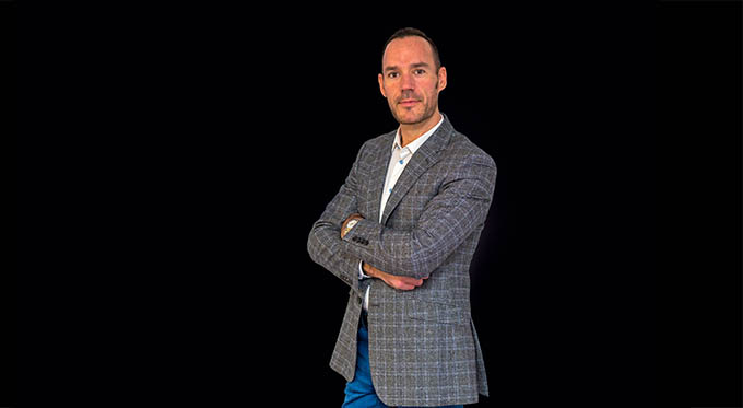 Book Tim Guest | Expert Business Speaker | Booking Agent