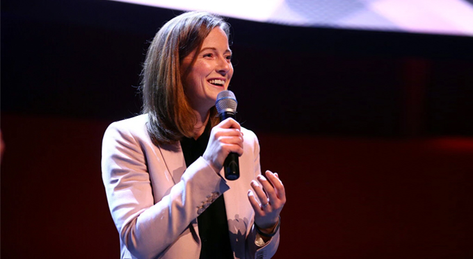 Book Helen Richardson-Walsh | Booking Agent