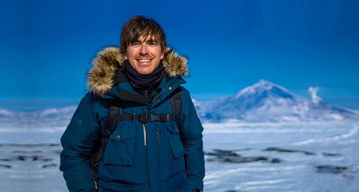 Book Simon Reeve | Speaker Agent