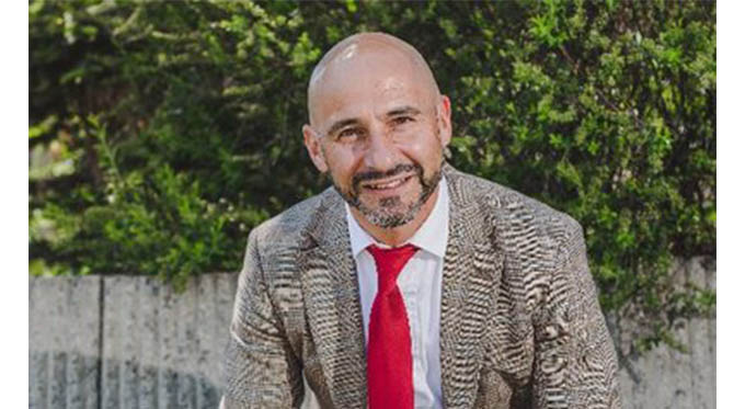 Book Gavin Peacock | Speaker Agent