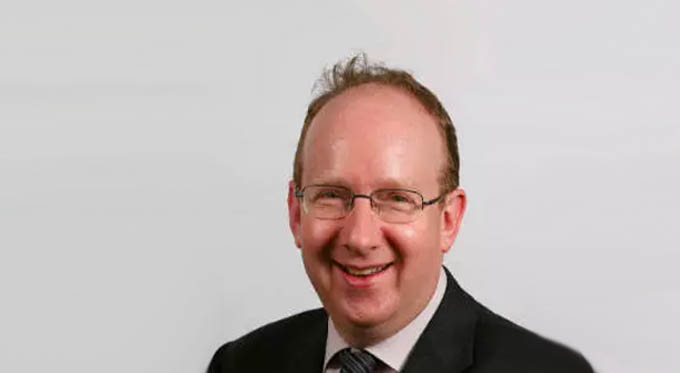Daniel Finklestein Speaker Agent | Hire Keynote Speaker