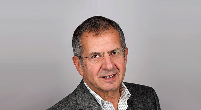 Book Gerald Ratner | Speaker Agent