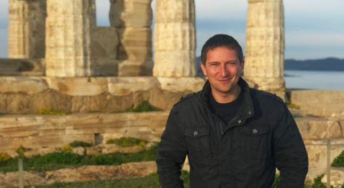 Book Dr Michael Scott | Speaker Agent