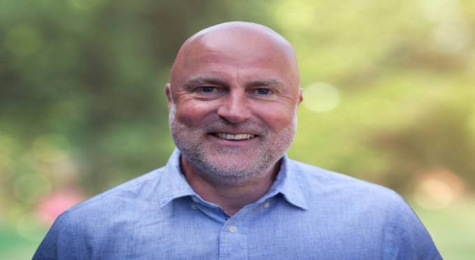 Book Martin Roberts | Speaker Agent