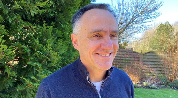 Book Mark Simmonds | Speaker Agent