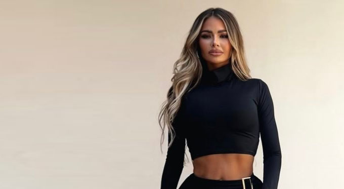 Book Chloe Sims | Speaker Agent