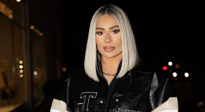 Book Demi Sims | Speaker Agent