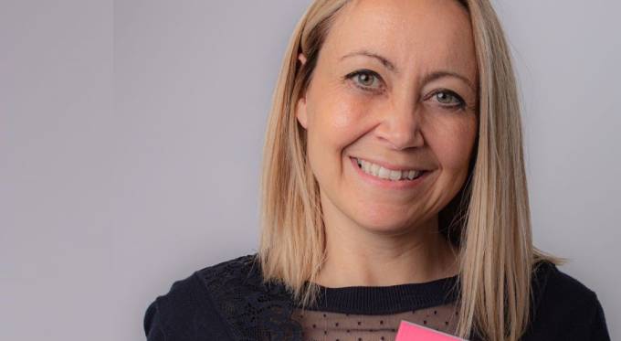 Sarah Banks's Instagram, Twitter & Facebook on IDCrawl