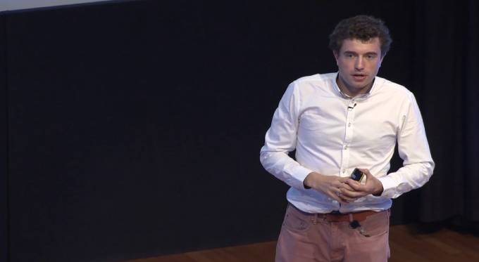 Ed Greig | Speaker Agent