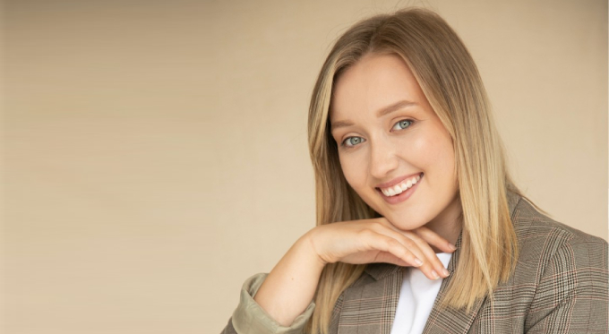 Megan Micklewright Speaker Agent | Hire Financial Speaker