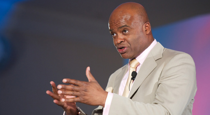 Kriss Akabusi Official Speaker Agent | Hire Keynote Speaker