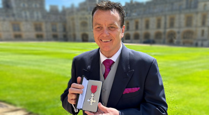 Keith Deller Speaker Agent | Contact Darts Speaker