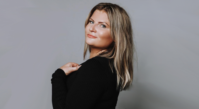 Alice Brine Speaker Agent | Hire Comedian