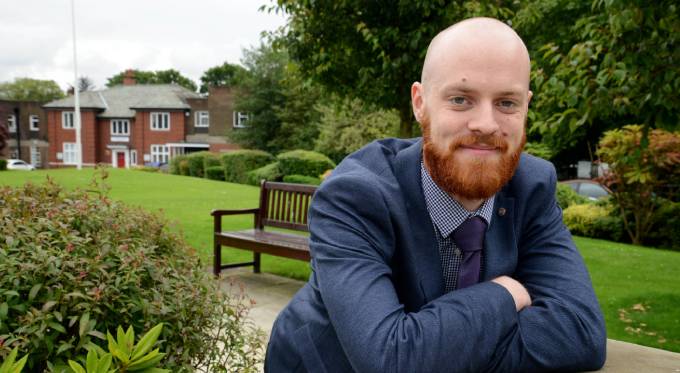 Dr Tom Nicholson Speaker Agent | Hire Neurodiversity Speaker